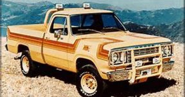 W100 4x4